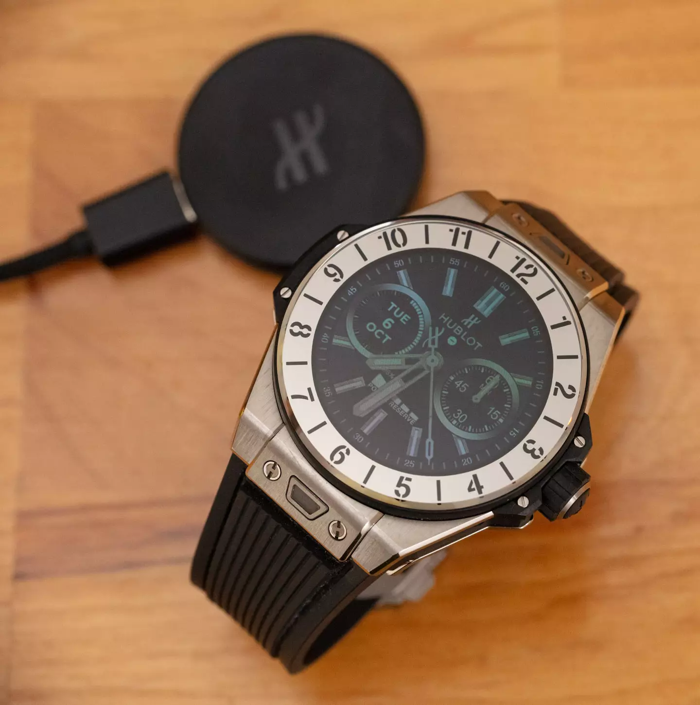 Hublot Big Bang û Çavdêriya Smartwatch 2715_3