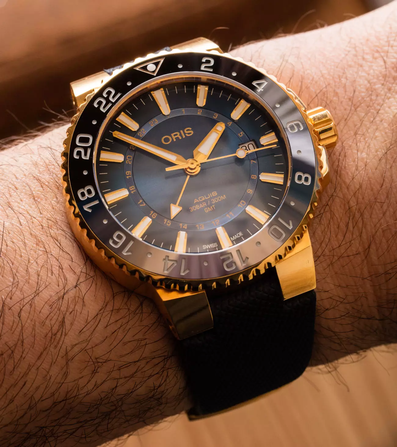 Oris Carysfort Reef Limited-Edition 18k ოქროს საათი ხელები 27859_10