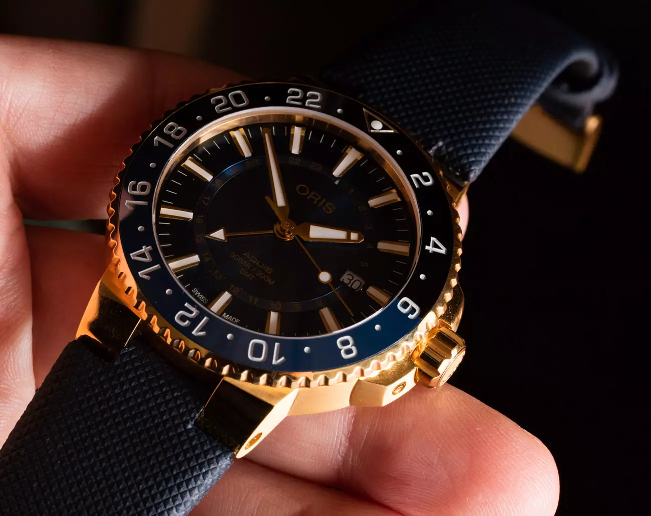 Oris Carysfort Reef Limited Edition 18k Gold Watch Hands-On 27859_3