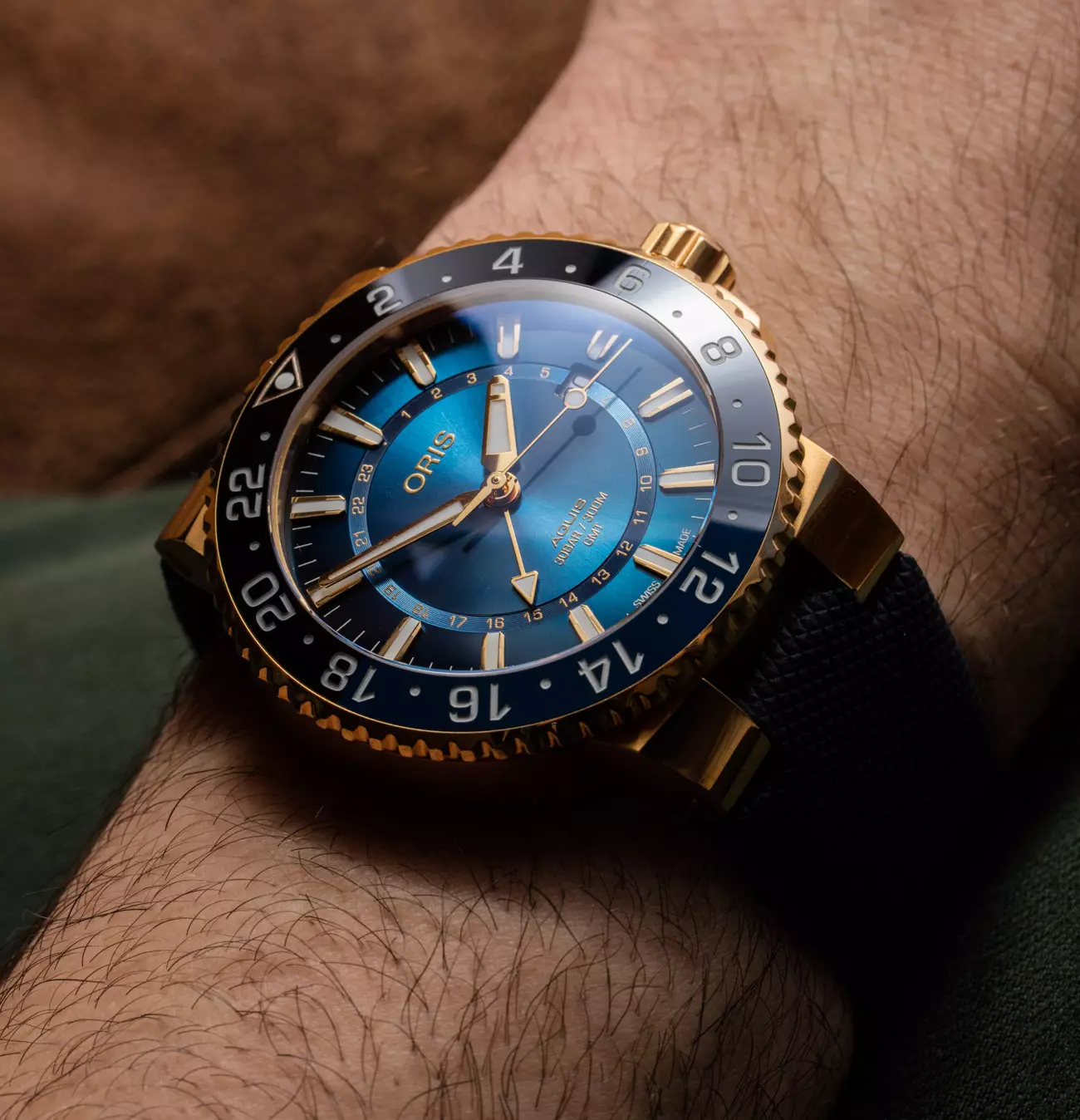 Рачен часовник со 18k златен часовник со ограничено издание на Oris Carysfort Reef 27859_5