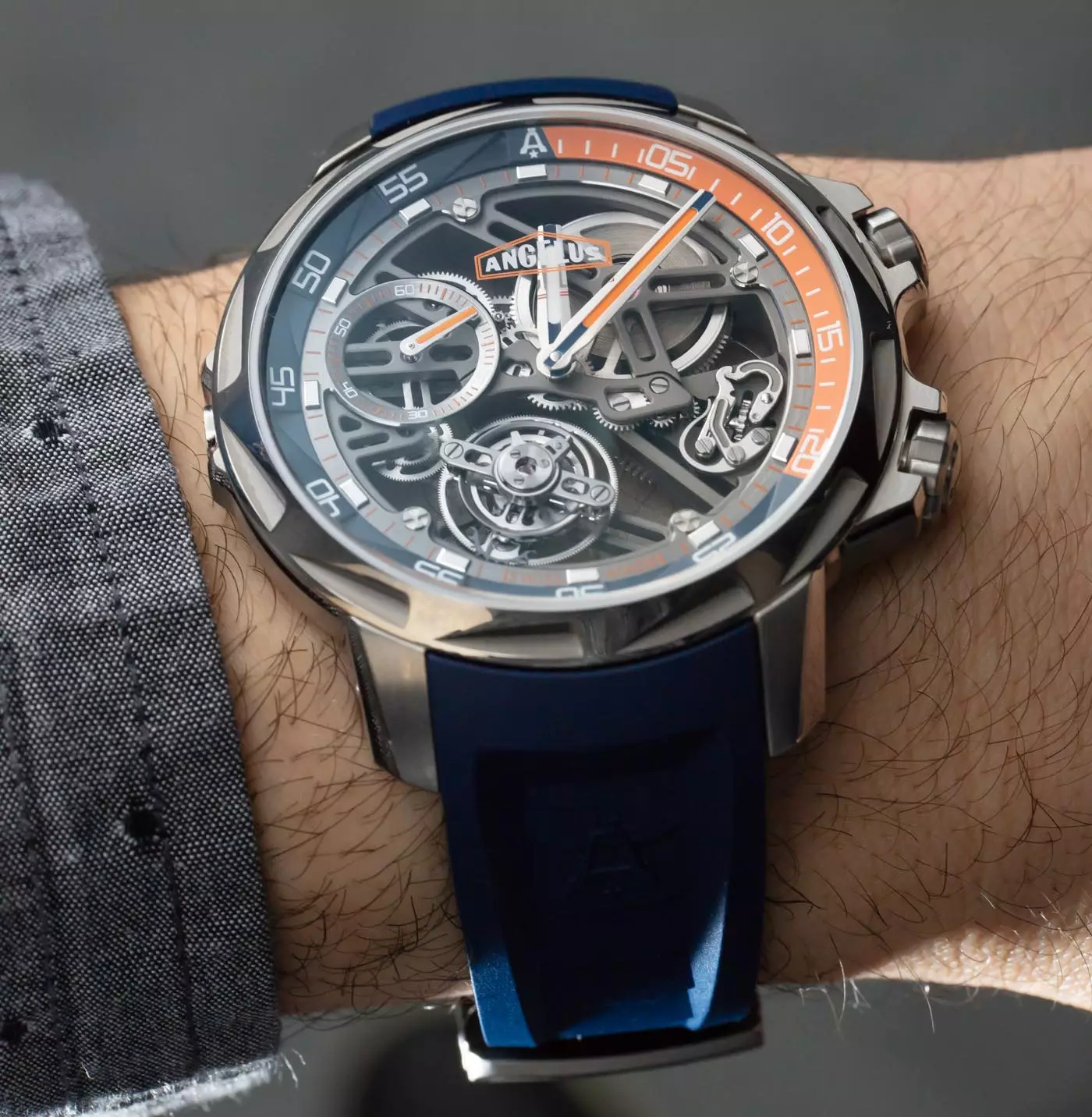 Adolygiad Gwylio Deifiwr Angelus U51 Tourbillon 2842_12