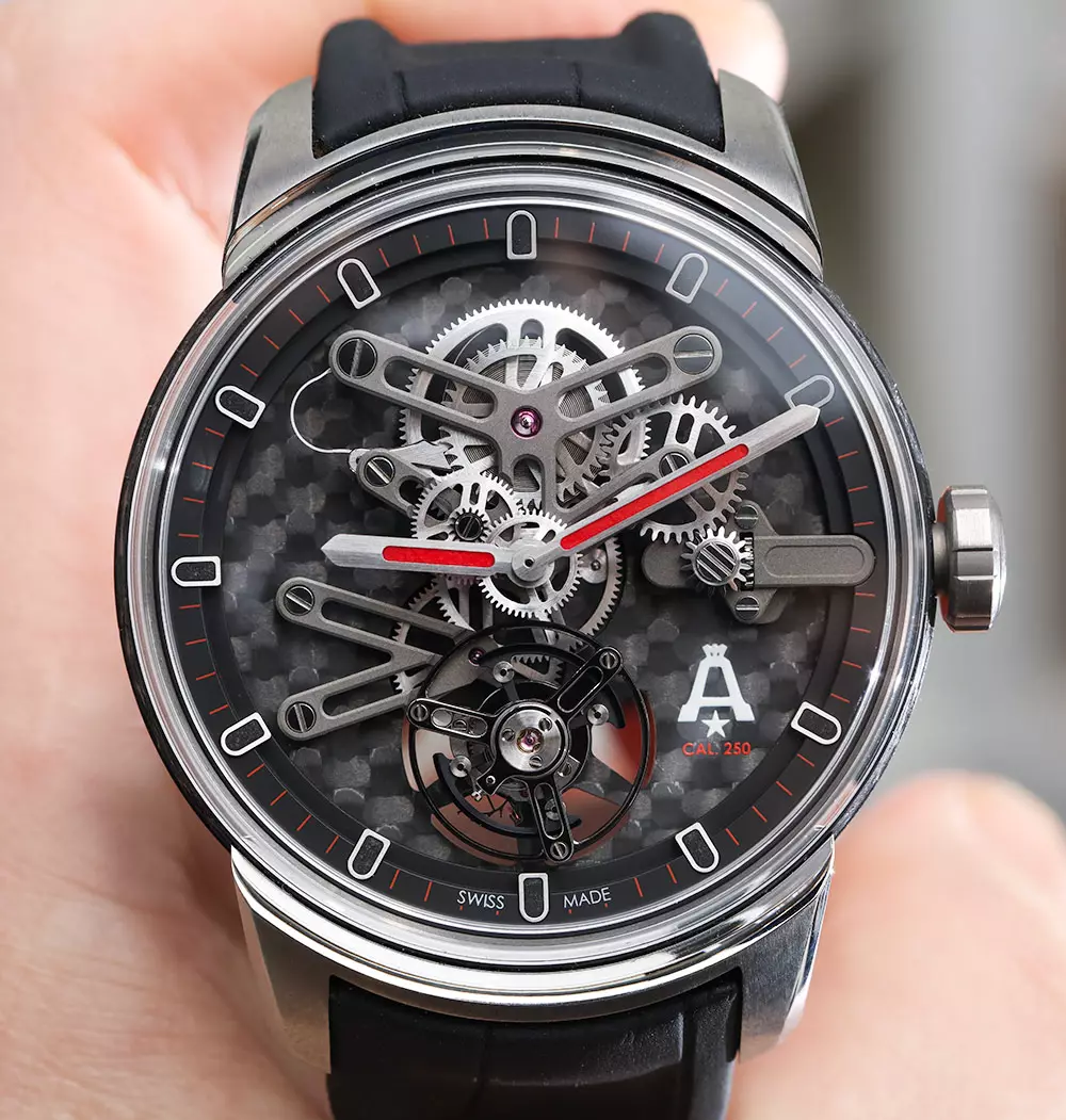 Angelus U21 Tourbillon & U22 Tourbillon waxay daawanayaan Gacmaha- On 2847_16