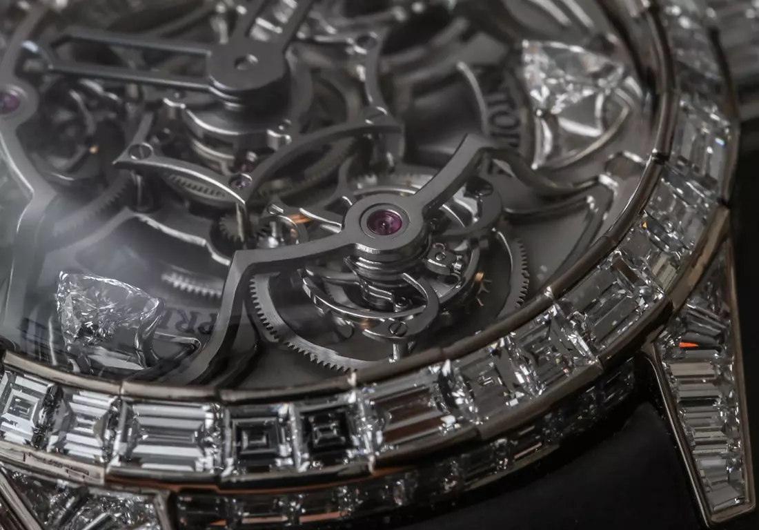 1,200,000 დოლარიანი Antoine Preziuso Trillion Tourbillon Of Tourbillons 24-კარატიანი ბრილიანტის საათი 2882_11