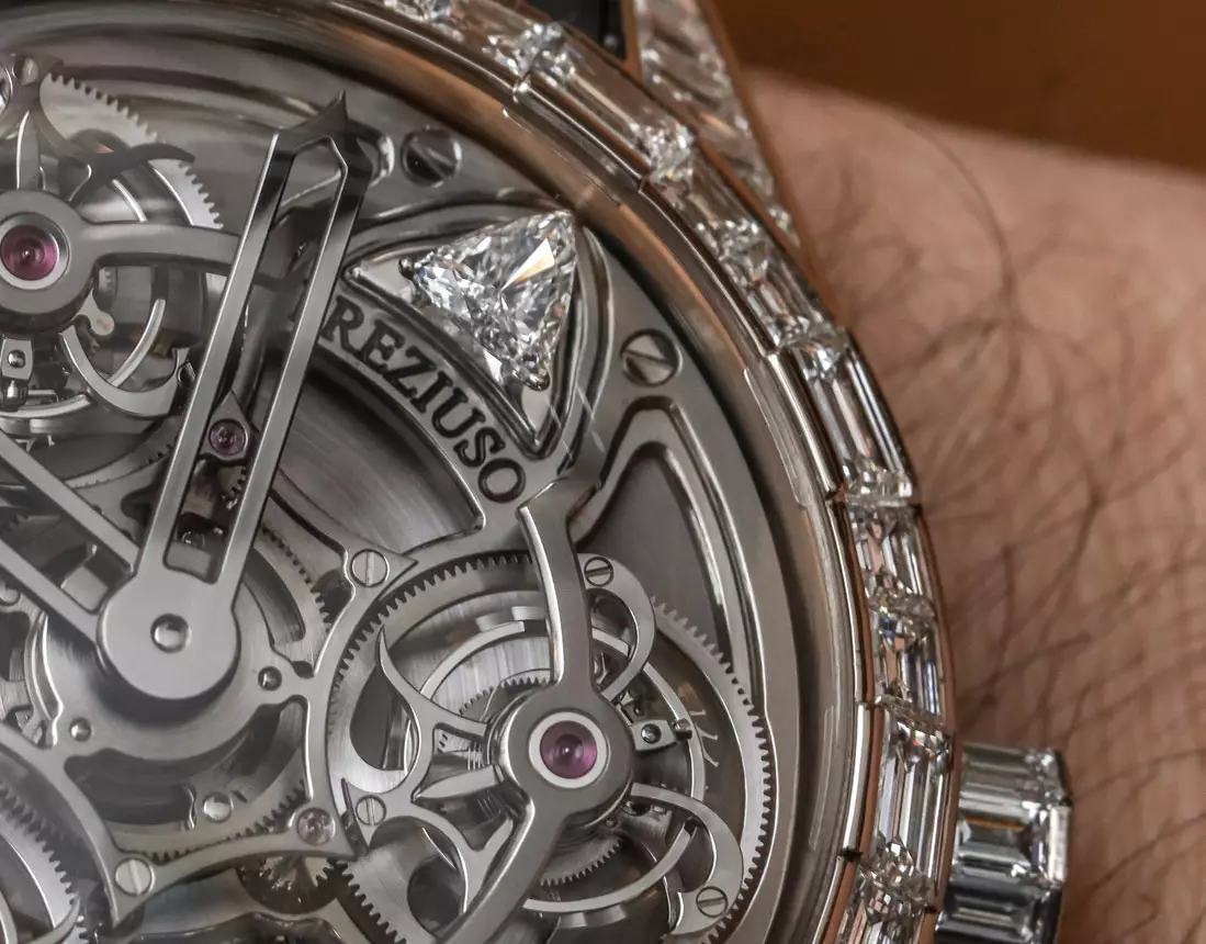 1,200,000 დოლარიანი Antoine Preziuso Trillion Tourbillon Of Tourbillons 24-კარატიანი ბრილიანტის საათი 2882_17