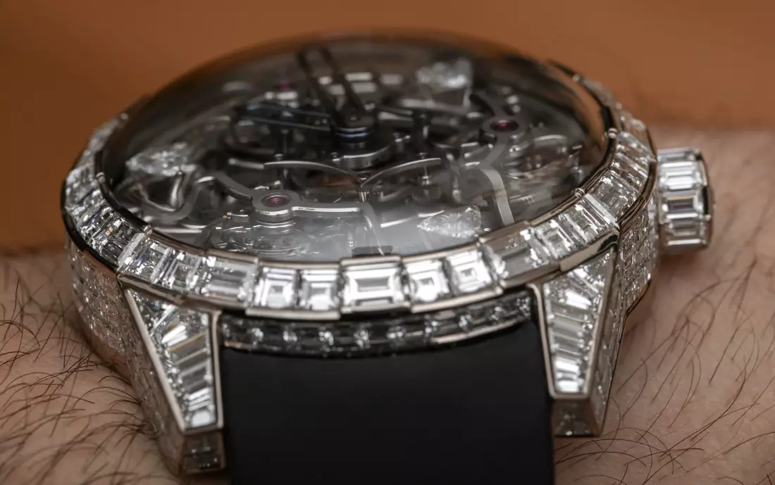 Hands-on med det $1.200.000 Antoine Preziuso Trillion Tourbillon Tourbillons 24-karat diamantur 2882_9