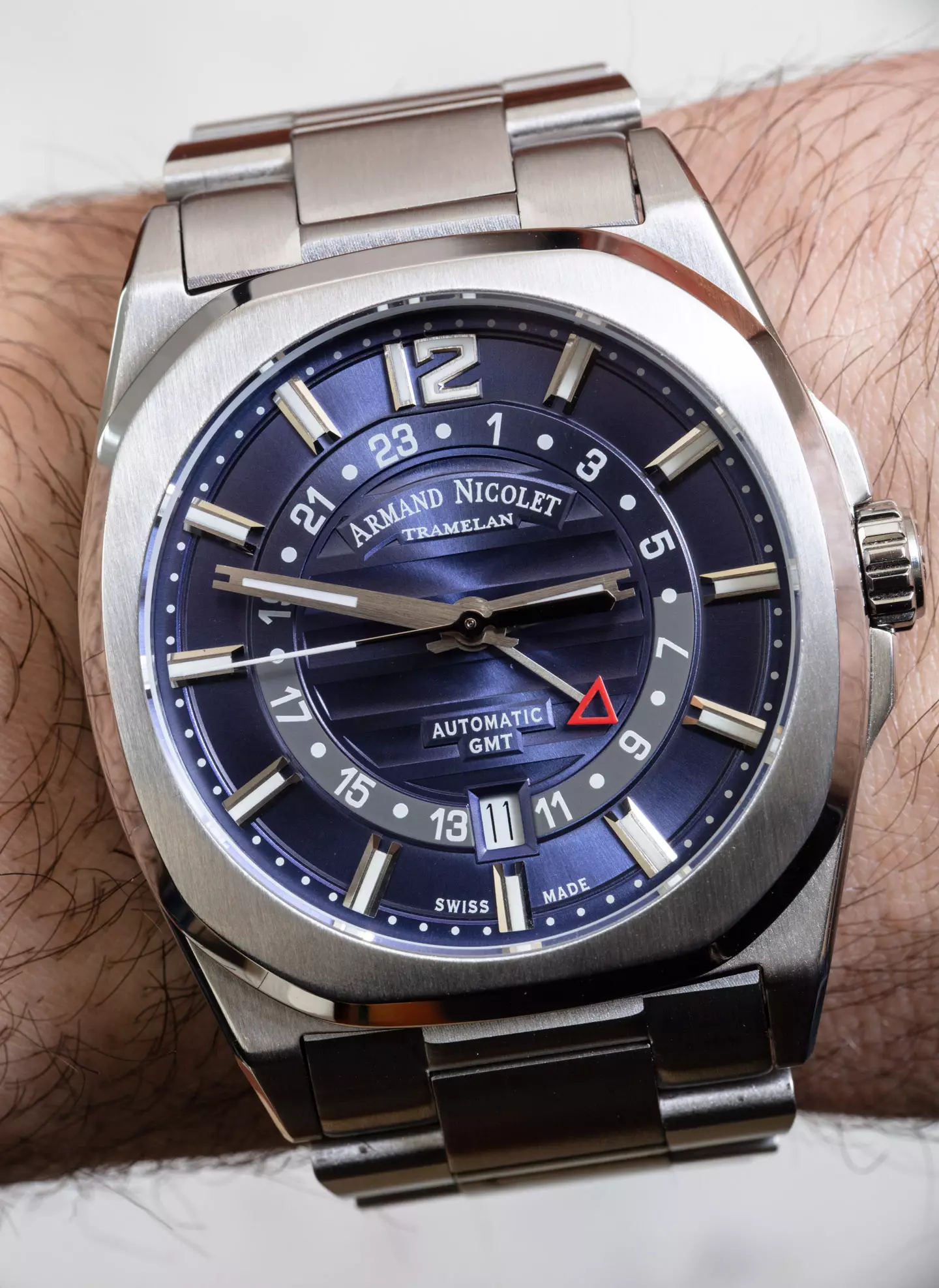 Гледайте преглед: Armand Nicolet J09-3 GMT 2918_4