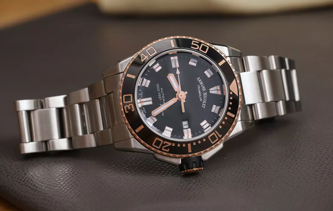 مراجعة ساعة Armand Nicolet JS9 Dive Watch 2921_3