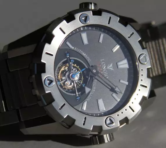 Шарҳи тамошои Longio Telamon Tourbillon 1000m Diver 29366_2