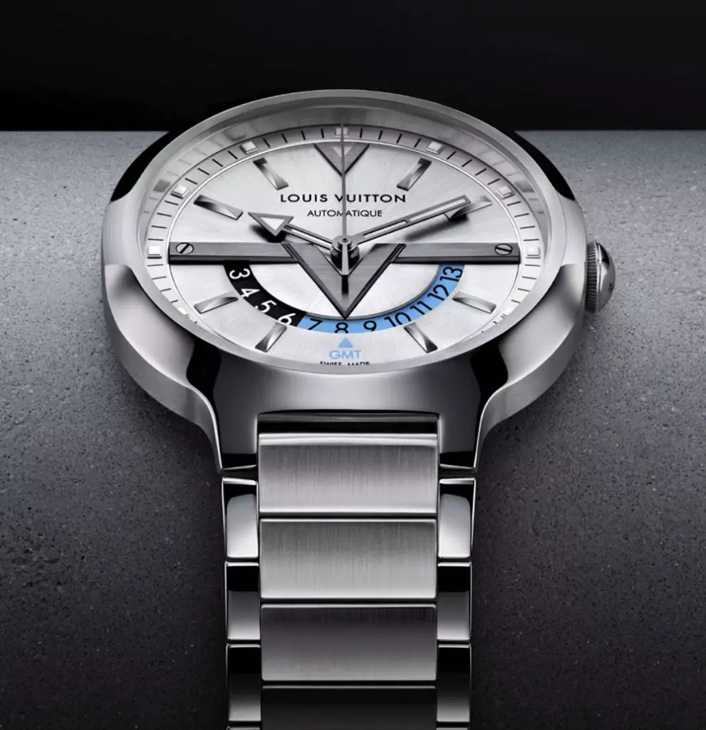 Louis-Vuitton-Voyager-GMT-sat-7