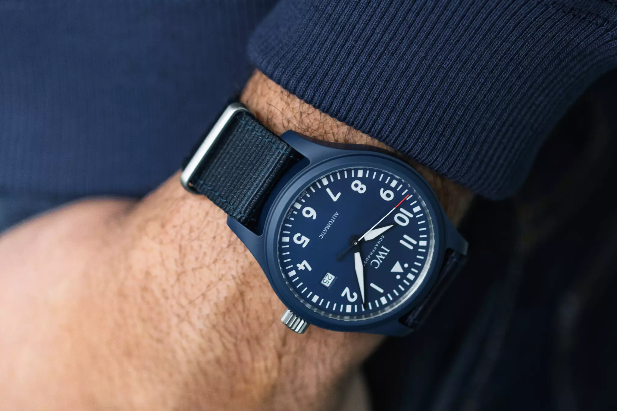 IWC dia manambara ny masony voalohany amin'ny Blue Ceramic Pilots Watch For Laureus Foundation 2973_1