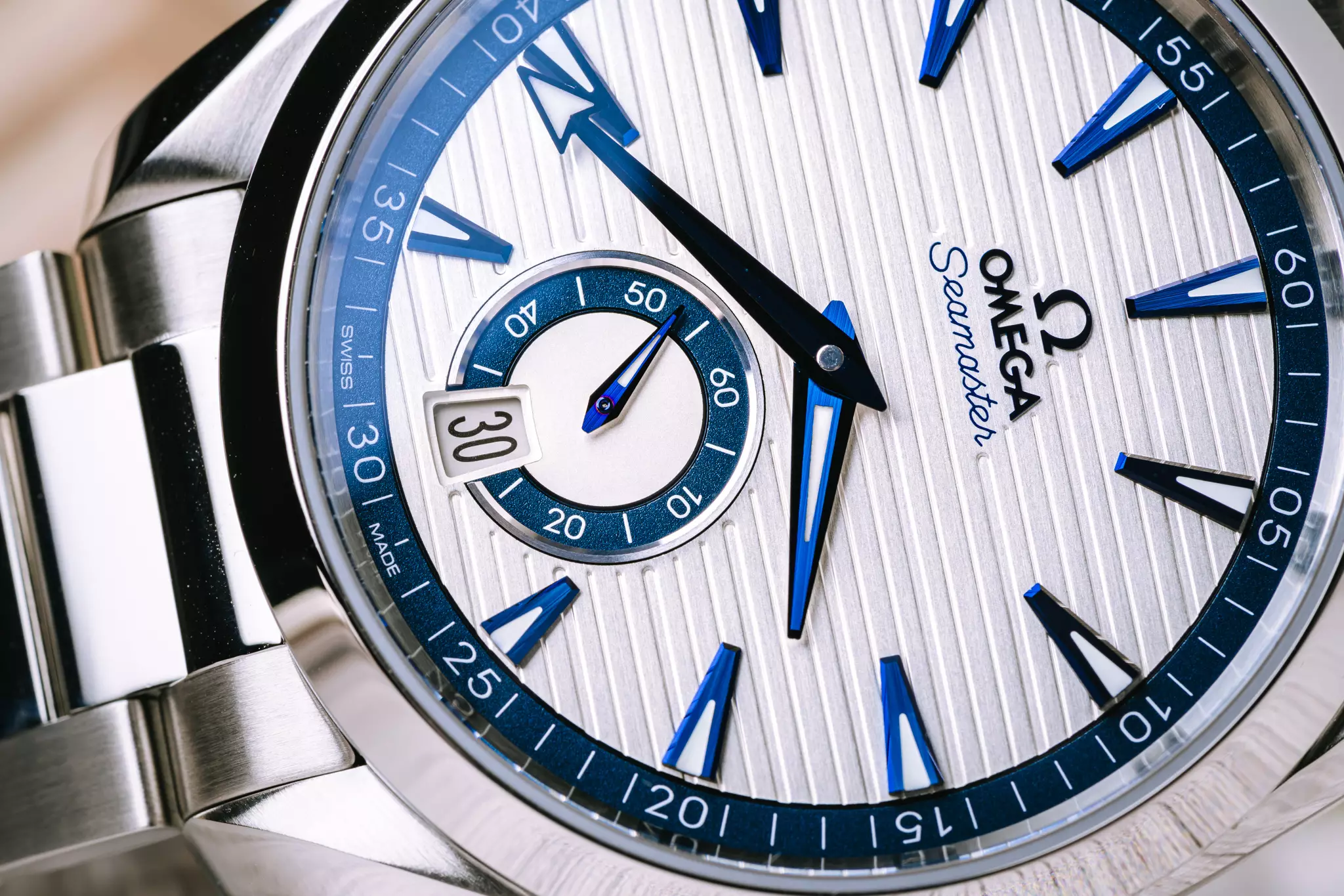 Kichik soniyalarda yangi Omega Seamaster Aqua Terra bilan amaliy mashg'ulotlar 3136_2