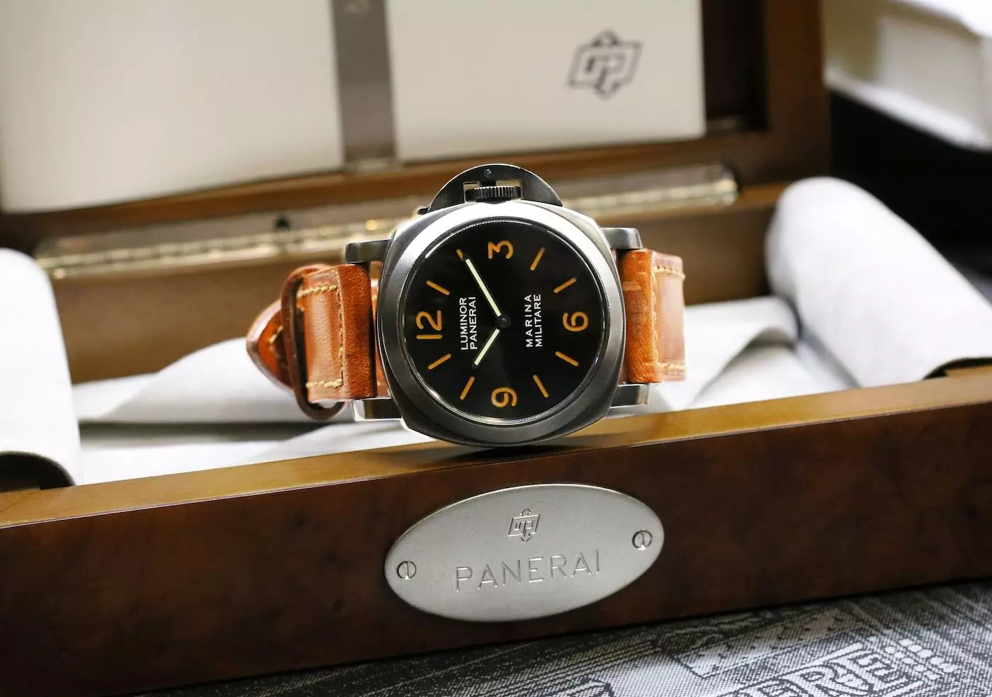 Oliver-Smith-Rare-Officine-Panerai-Jam Tangan-Untuk-Dijual-Umum