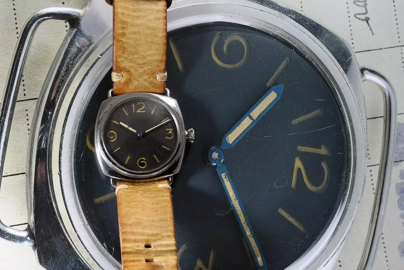 ඔලිවර්-ස්මිත්-දුර්ලභ-Officine-Panerai-ඔරලෝසු-විකිණීමට-පොදු