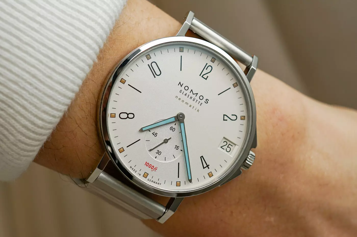 Nomos Tangente સ્પોર્ટ Neomatik