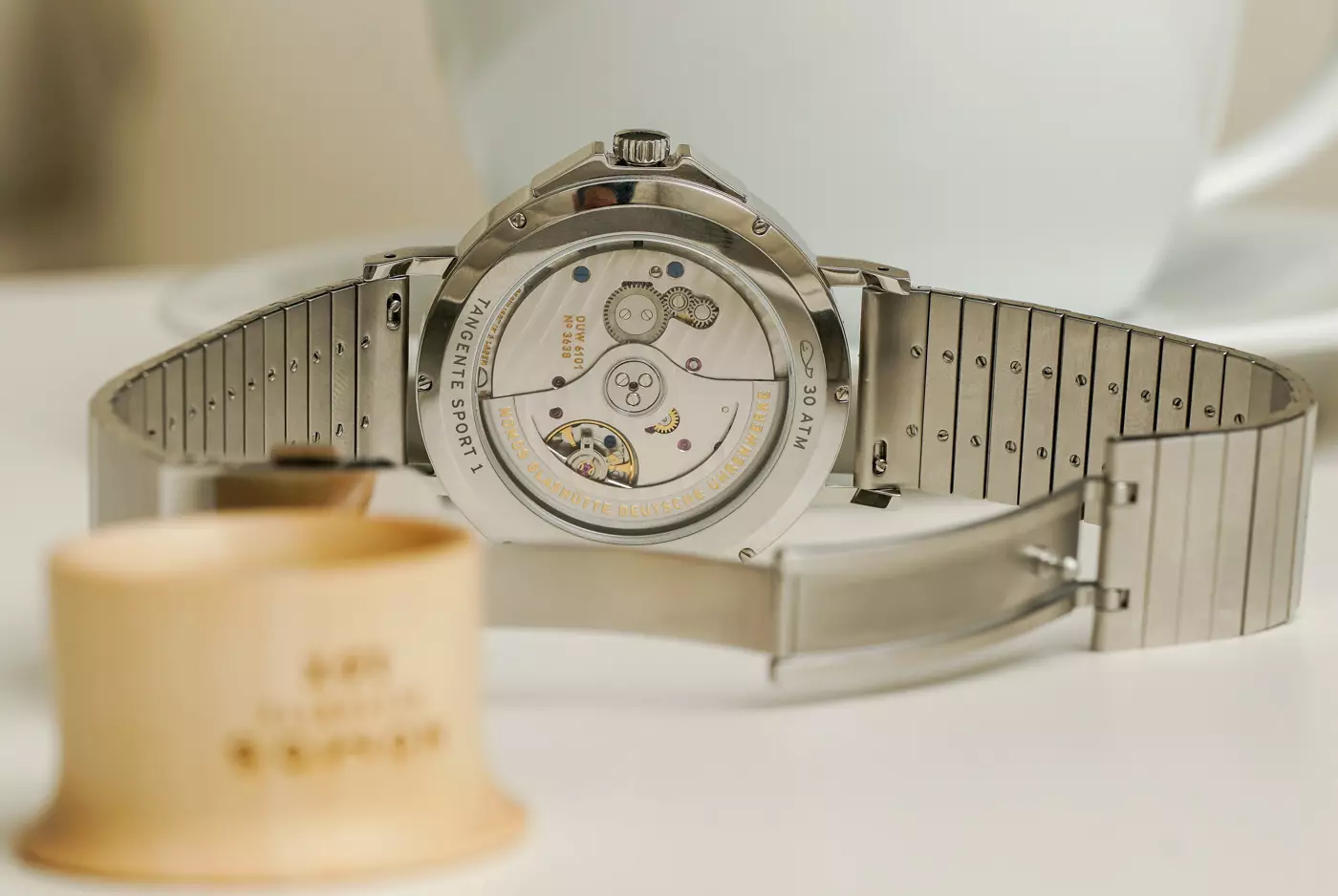 Nomos Tangente સ્પોર્ટ Neomatik