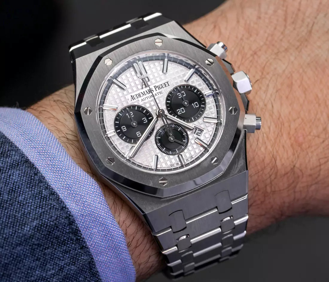 Vacheron Constantin Overseas Vs. Audemars Piguet Royal Oak: Divê hûn kîjan demjimêra werzîşê ya luks bikirin? | Rûpel 2 ji 2 33569_2