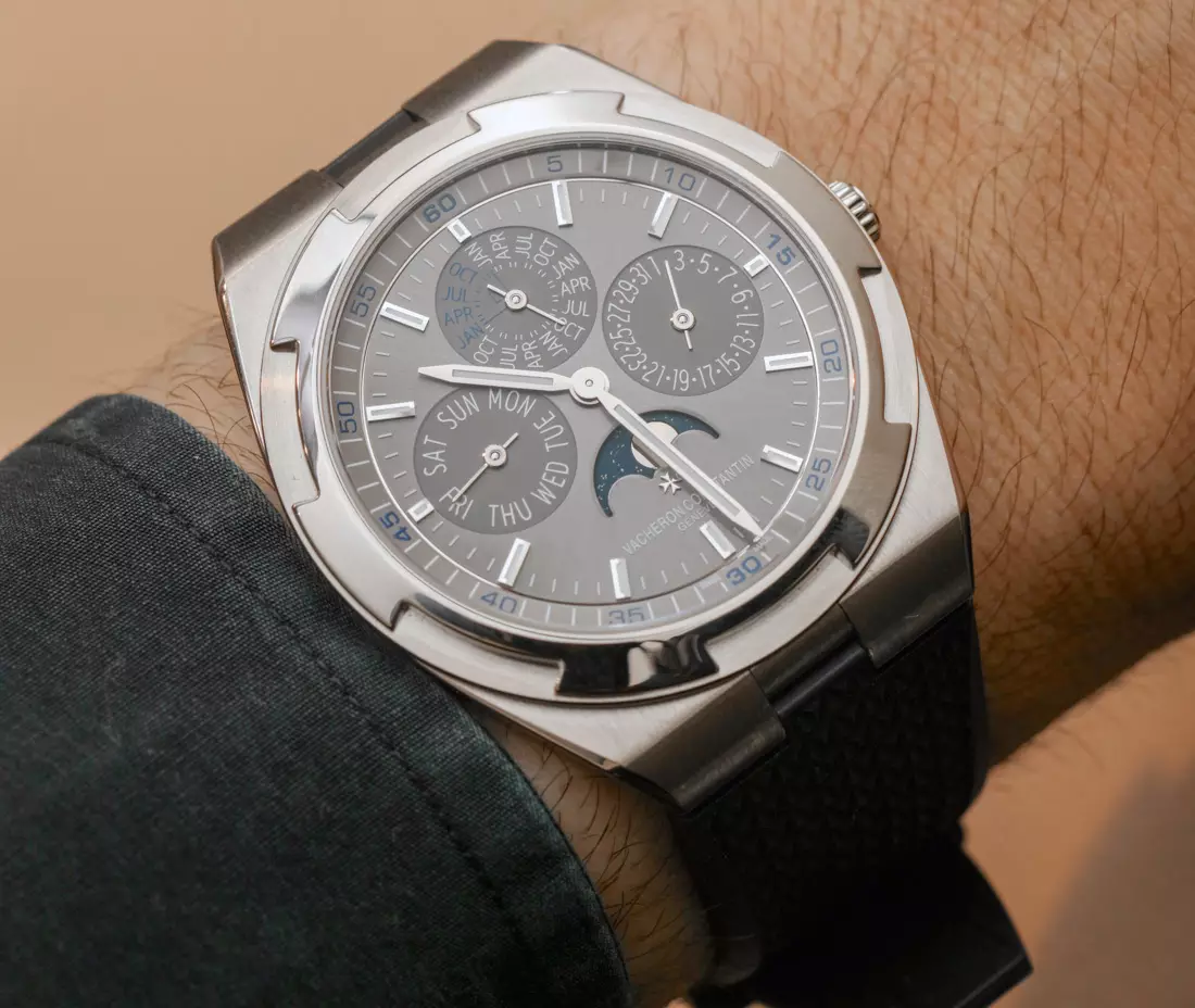 વચેરોન કોન્સ્ટેન્ટિન ઓવરસીઝ વિ. Audemars Piguet Royal Oak: તમારે કઈ લક્ઝરી સ્પોર્ટ્સ વૉચ ખરીદવી જોઈએ? | 2 નું પૃષ્ઠ 2 33569_4