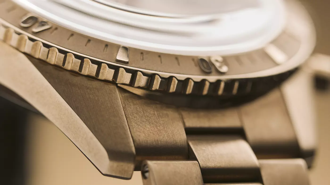 豪利時推出全新限量荷斯坦版 2020 計時碼表，搭配實心青銅錶鍊 33769_2
