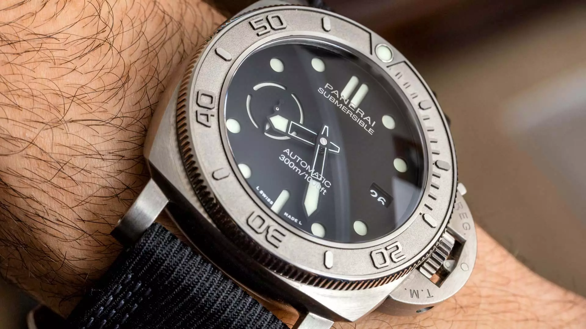 panerai submersible mike horn pam00984