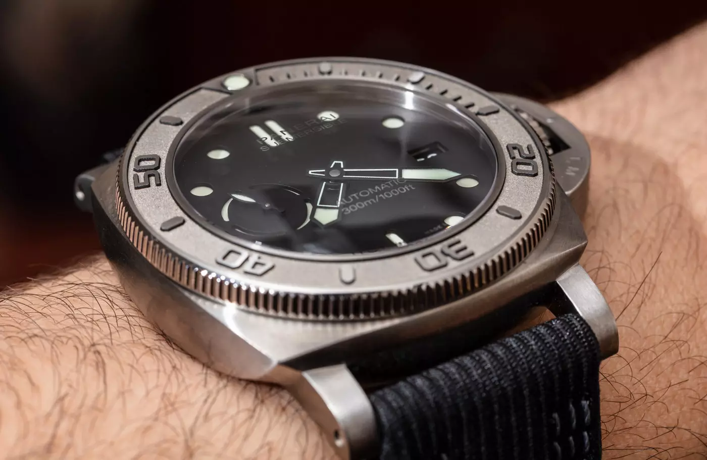 panerai submersible mike horn pam00984