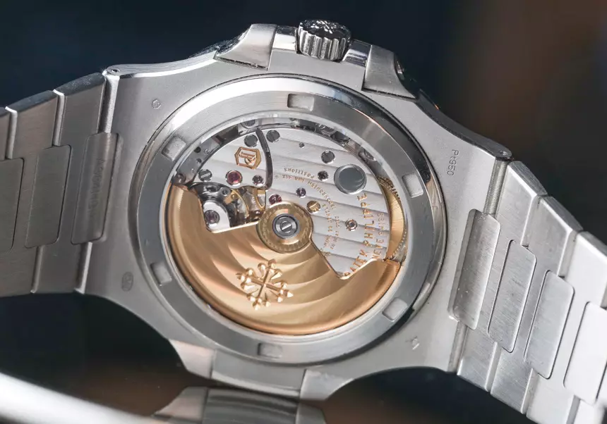 Patek-Philippe-Nautilus-Sannad-guuradii 40-aad-5711-1P-Platinum-aBlogtoWatch-11