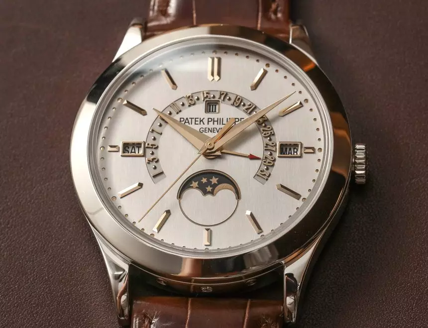 Patek-Philippe-Kalandarka Joogtada ah-5496P-015-Platinum-aBlogtoWatch-06