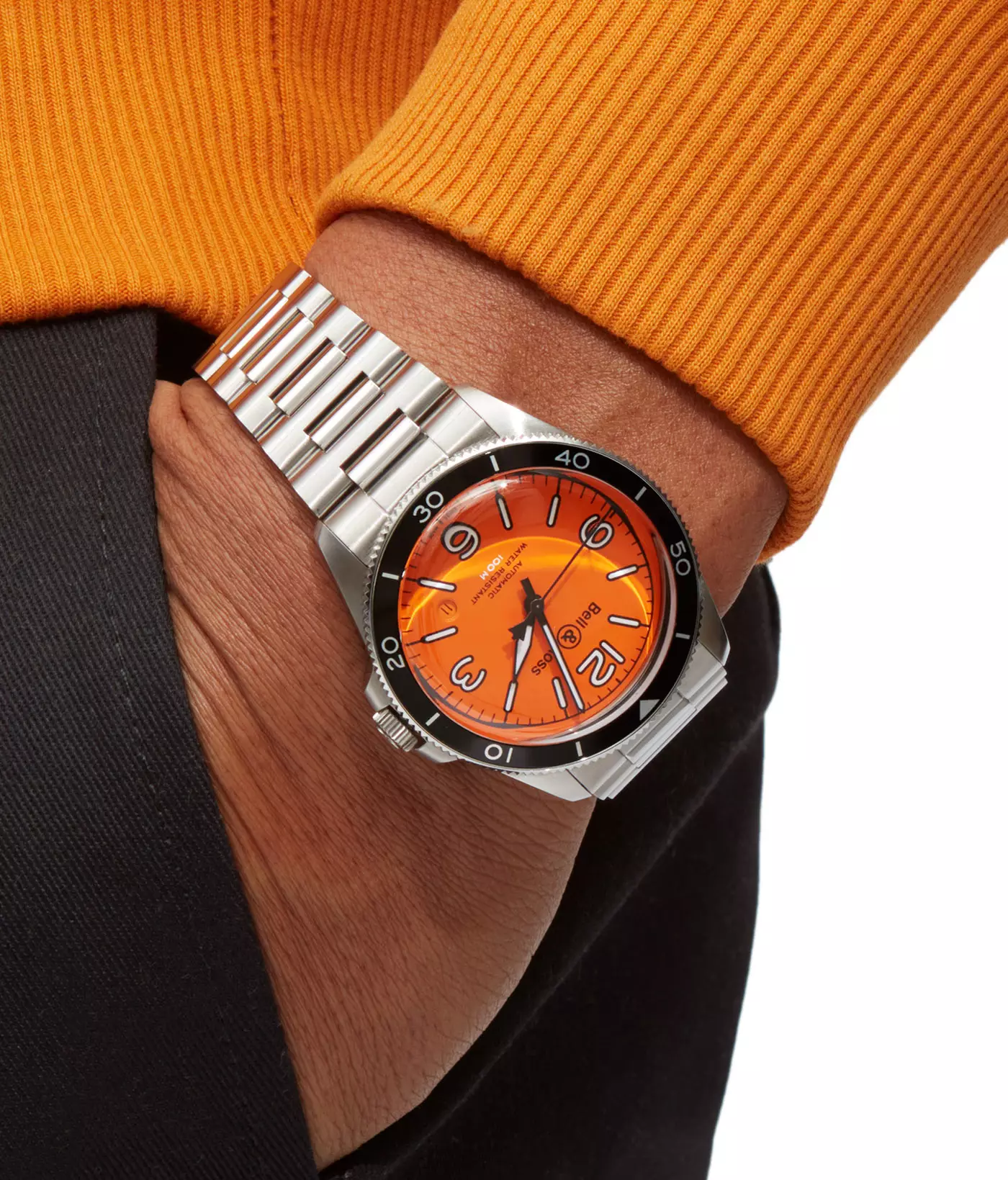 Bell & Ross Debuts Limited-Edition BR V2-92 Full Lum and BR V2-92 Orange Watches 3498_4