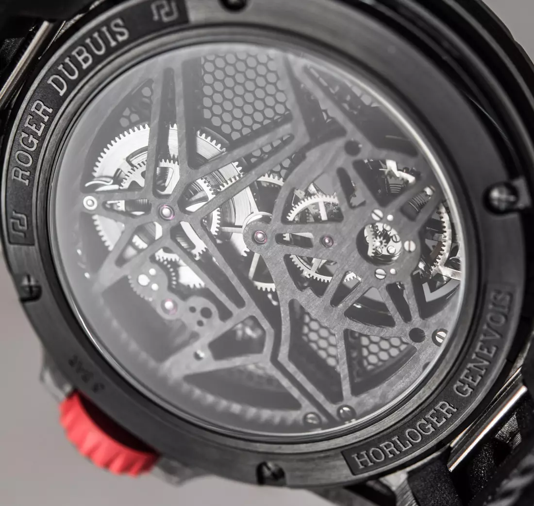 Rodžers-Dubuiss-Ekskaliburs-Zirneklis-Ogleklis-Kustība-Tourbillon-Skeleton-2017-aBlogtoWatch-4