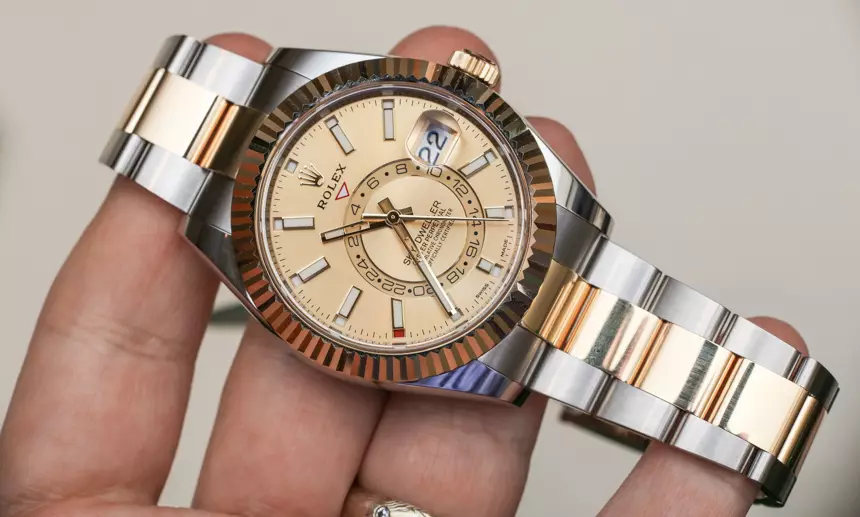 Rolex-Sky-Dweller-aBlogtoWatch-11