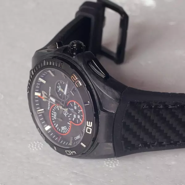 Technomarine-Evo- پولات-كاربون -10