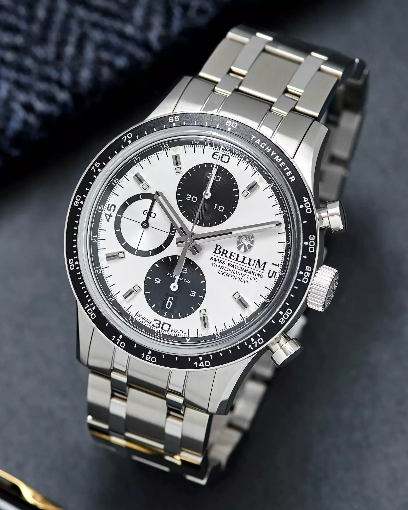 Brellum-Wyvern-5-hnub-Limited-Edition-Steel-Bracelet-DuoBox-Pandial-Watches