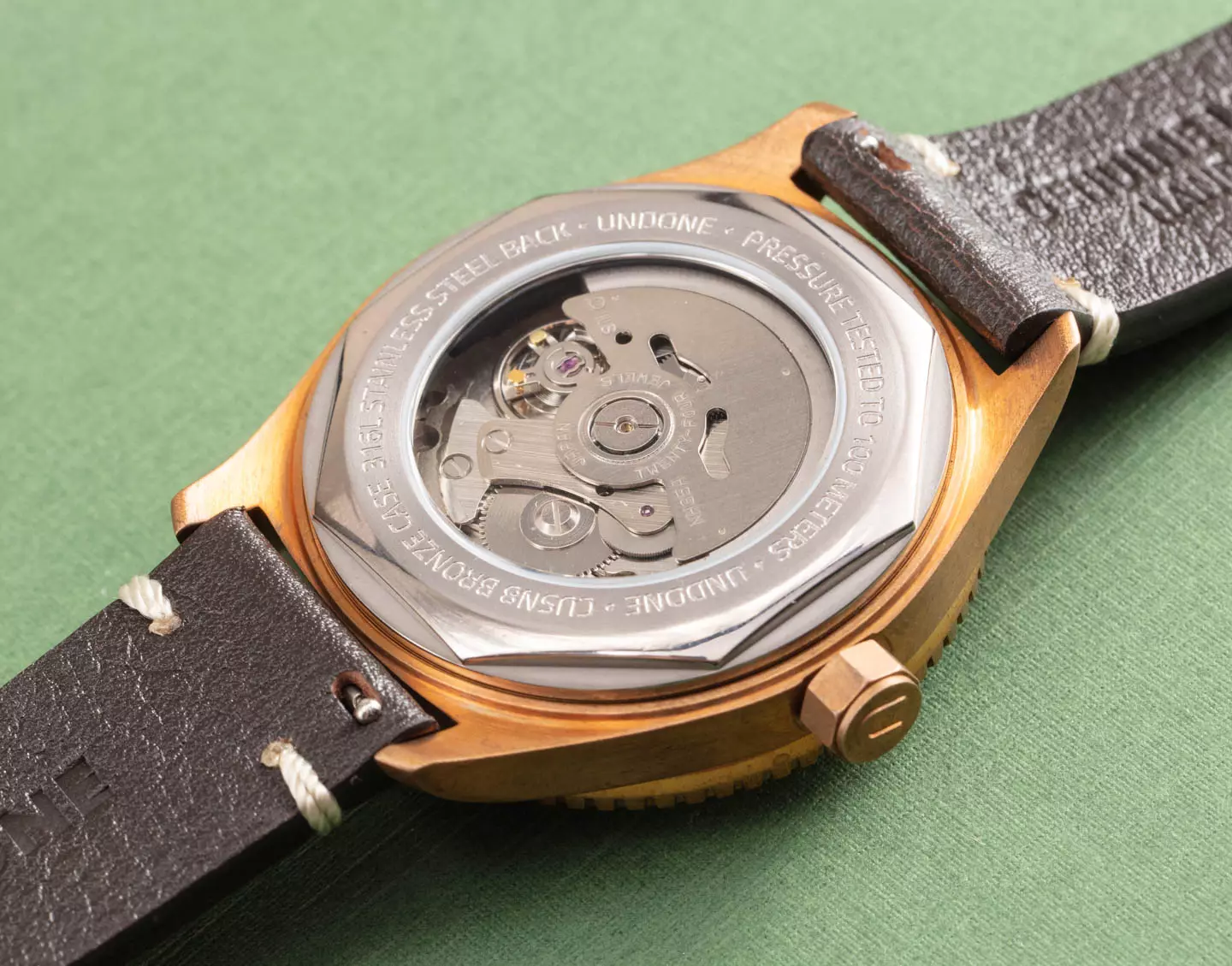 Gacmo-ku-qaadashada Basecamp 'Kyoto Ghost' Watch Bronze 37531_5