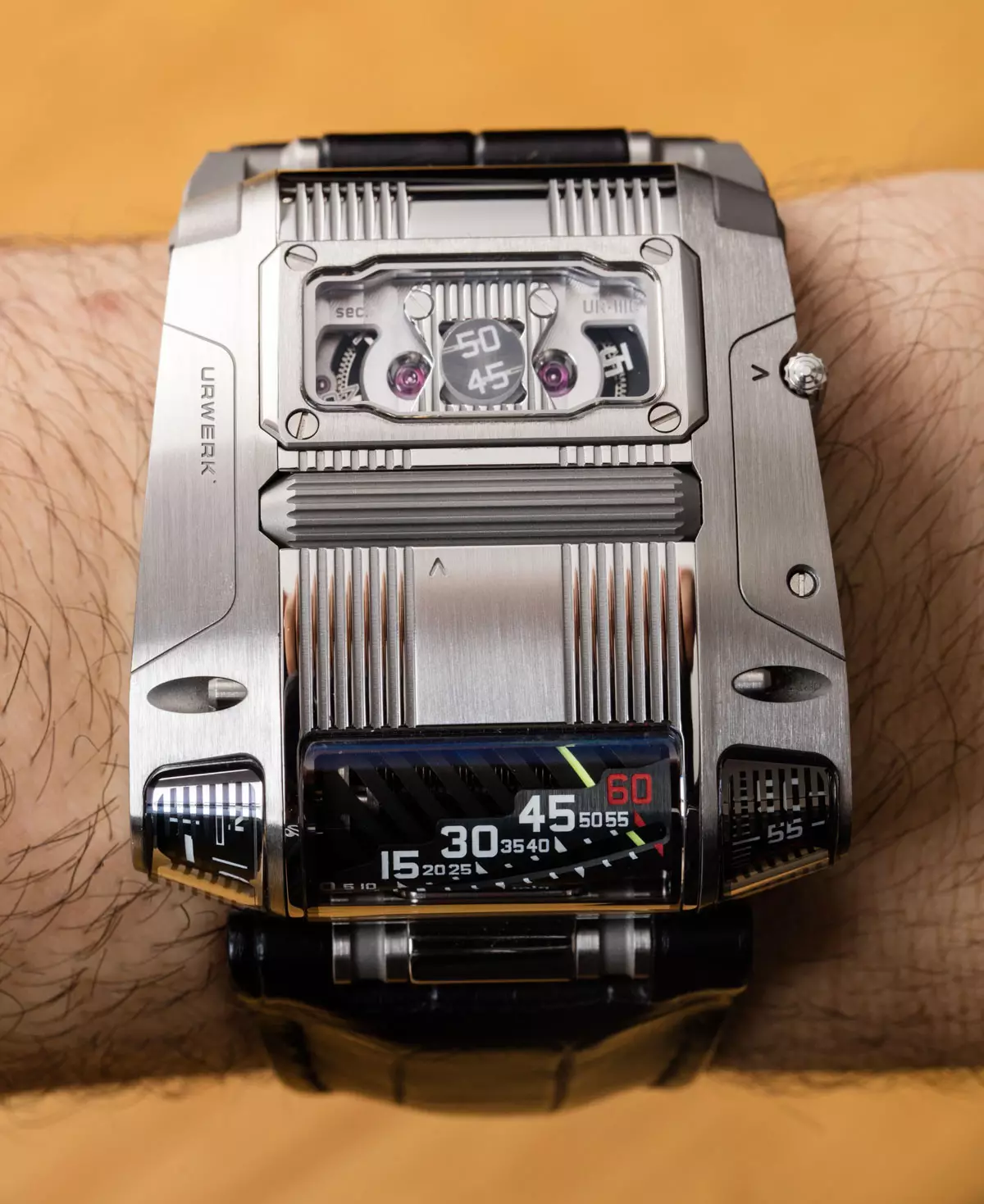 Urwerk UR-111C