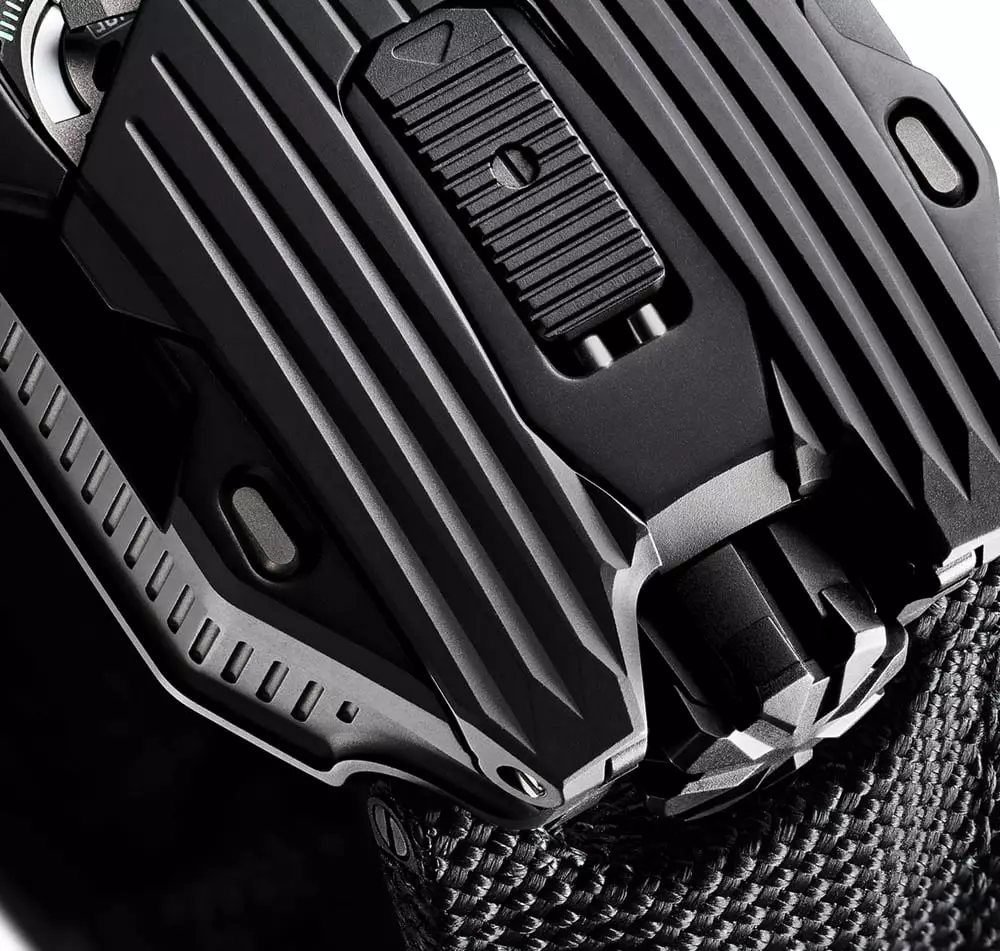 Часы Urwerk UR-105 CT с криптонитом 37859_8