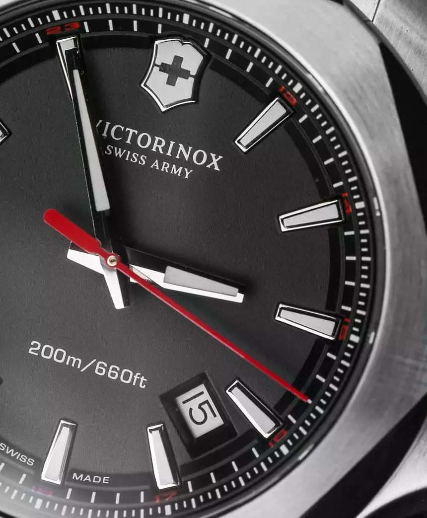 Victorinox-Swiss-Army-INOX-17