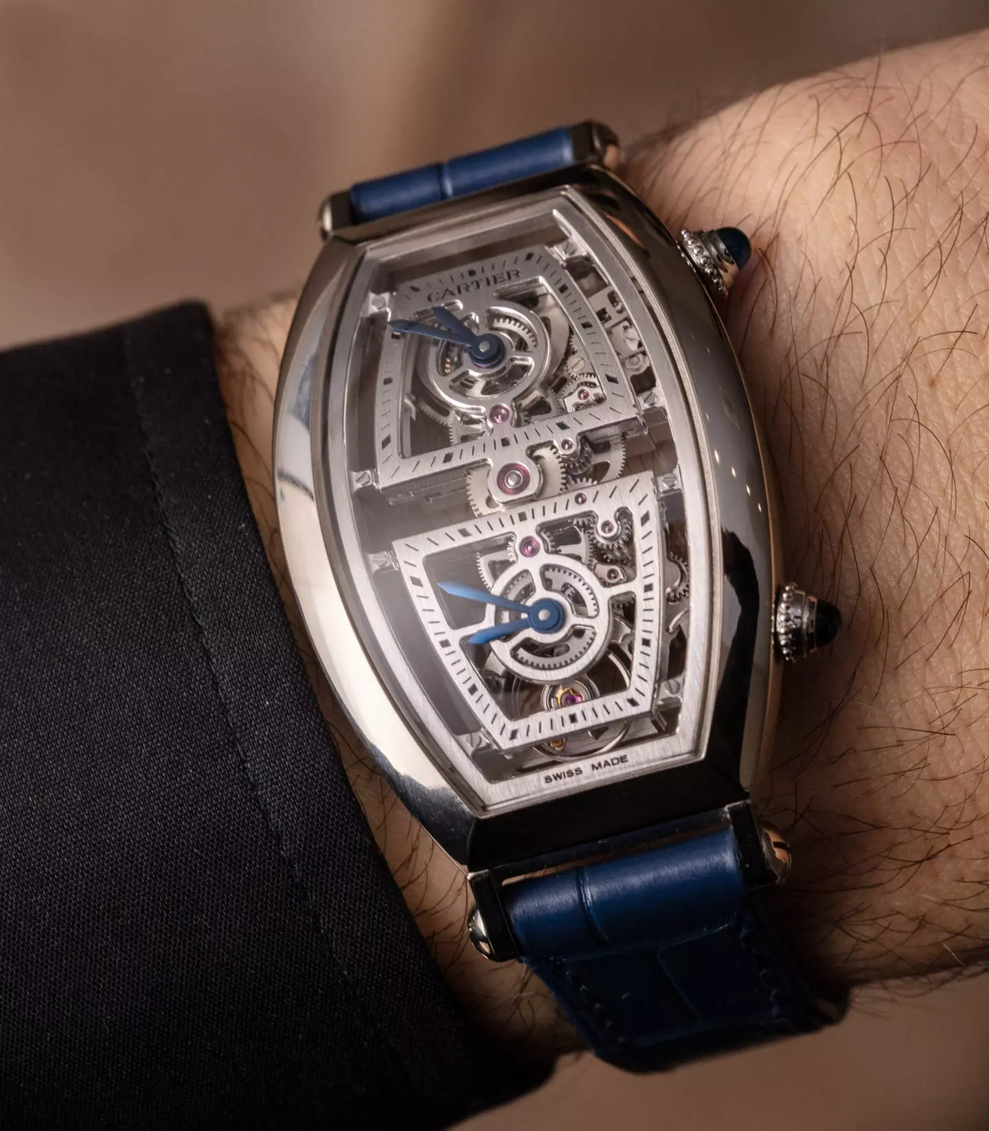 Təcrübəli: Cartier Prive Tonneau Skeleton XL İkili Vaxt Saatı 3822_7