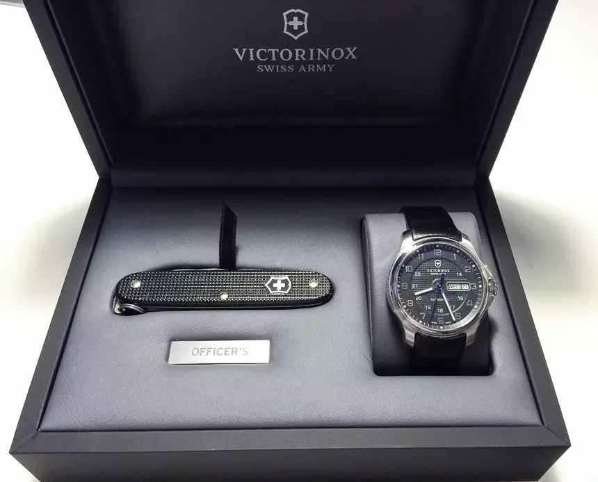 Victorinox-Swiss-Army-Oficers-Day-Datum-Mechanical-watch-1