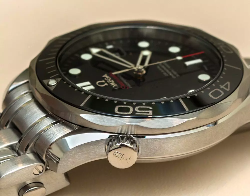 Omega-Seamaster-Diver-300M-aBlogtoWatch-14