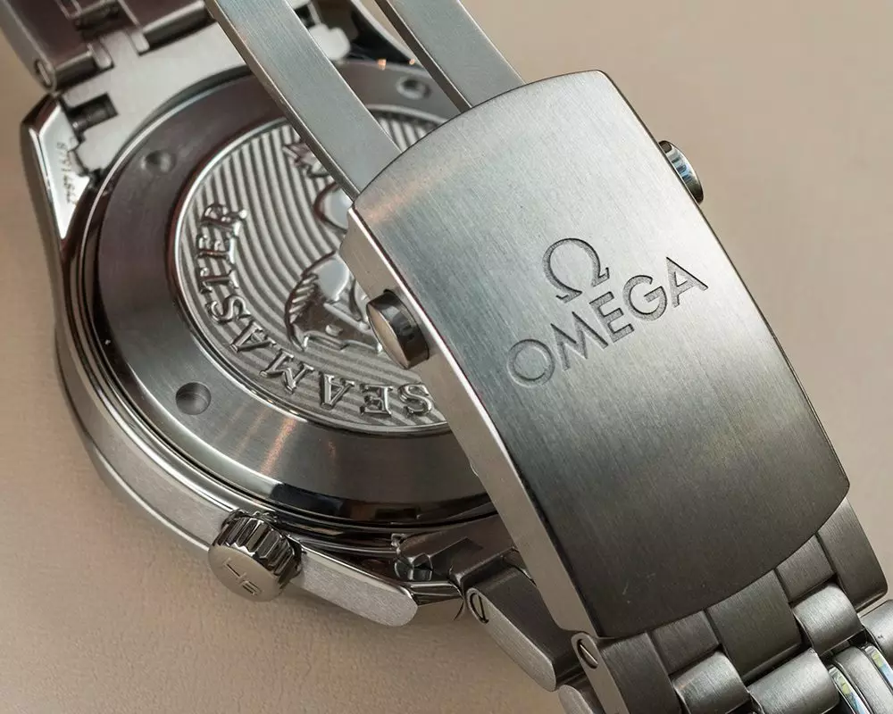 Omega-Seamaster-Omuwe-300M-aBlogtoWatch-3