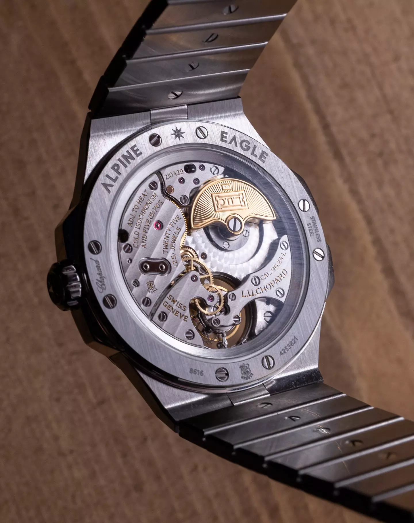 Uygulamalı: Chopard Alpine Eagle Flying Tourbillon Saat 3882_3