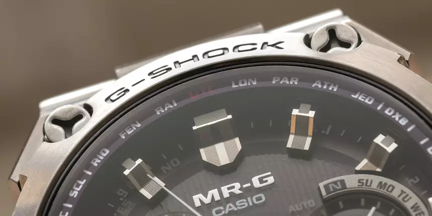 casio-g-shock-mr-g-mrgg1000b-1a-ablogtowatch-15