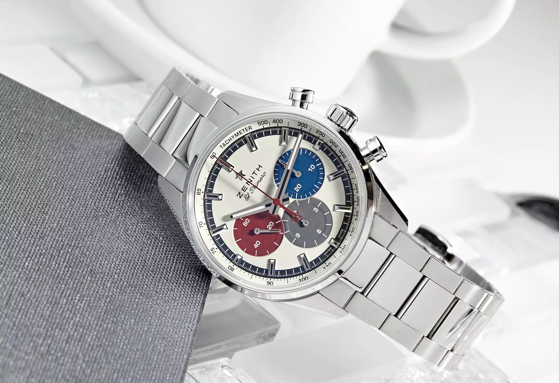 Zenith Chronomaster El Primero Final Edition 38 мм корпустун акырын белгилейт 39068_1