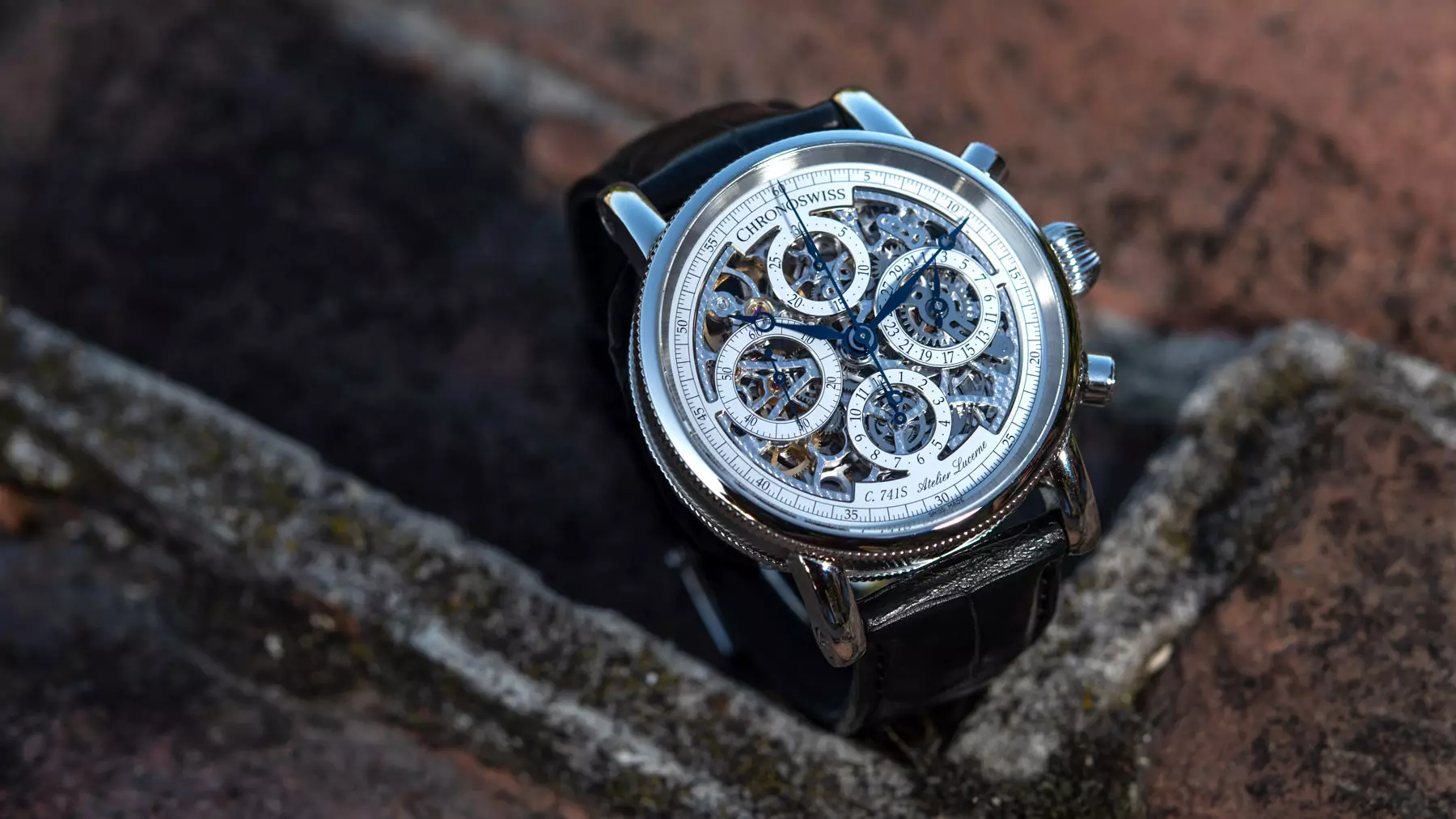 Chronoswiss predstavuje výrazné duo modelov skeletonizovaných hodiniek 3951_11
