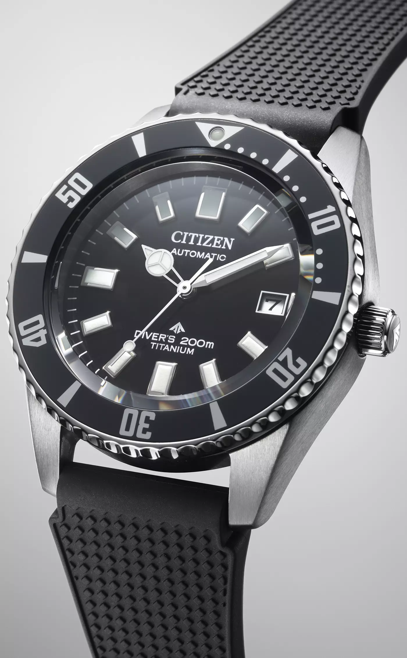 Raziščite vzdržljiv slog potapljaške ure s Citizen Promaster Mechanical Diver 200m 3968_5