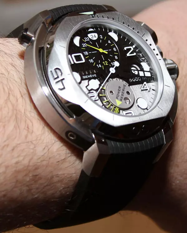 „Clerc Hydroscaph GMT“ laikrodžių apžvalga 4007_1