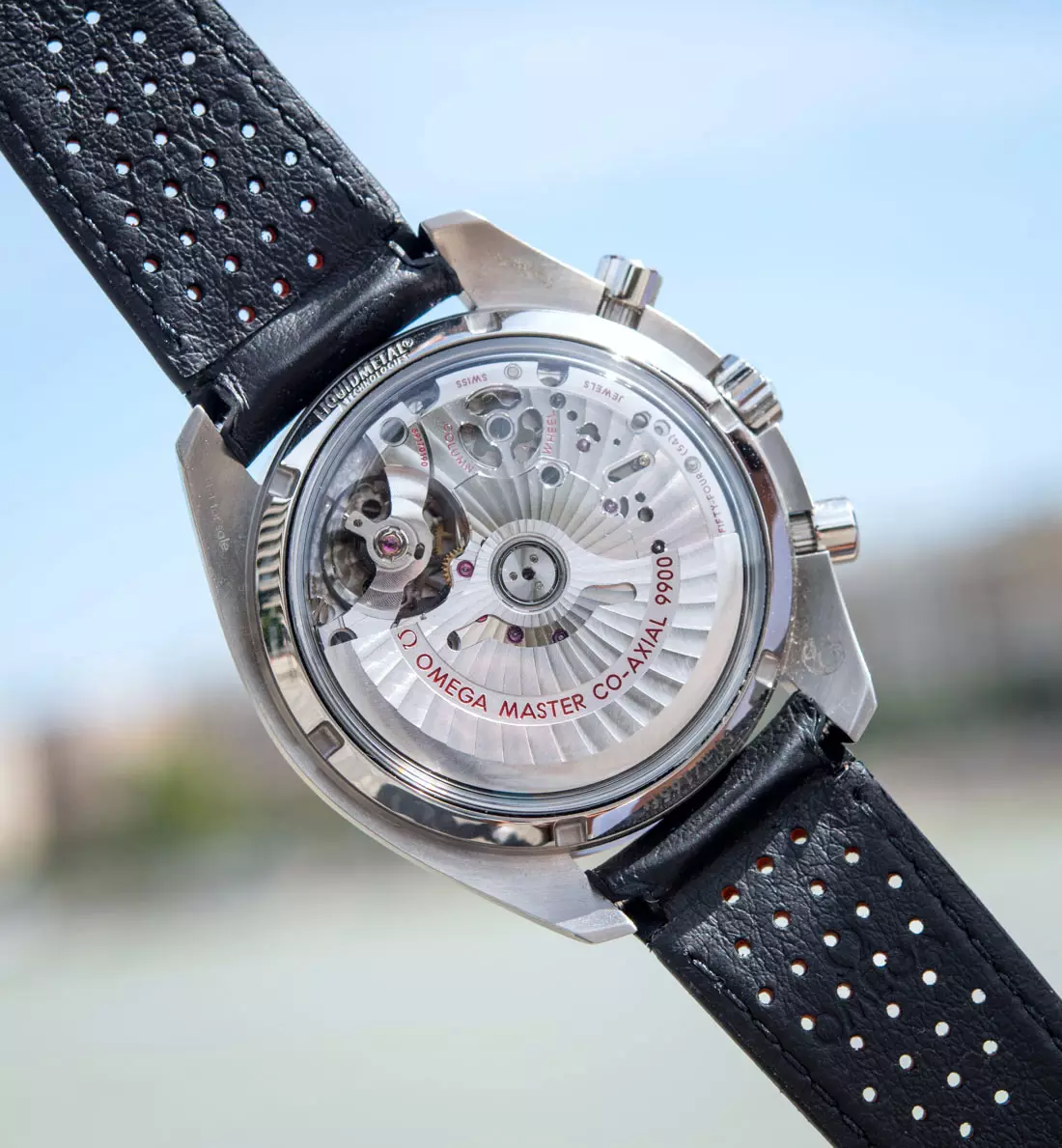 Omega Speedmaster Racing Master Chronometer Watch Review | Kaca 3 saka 3 40204_3