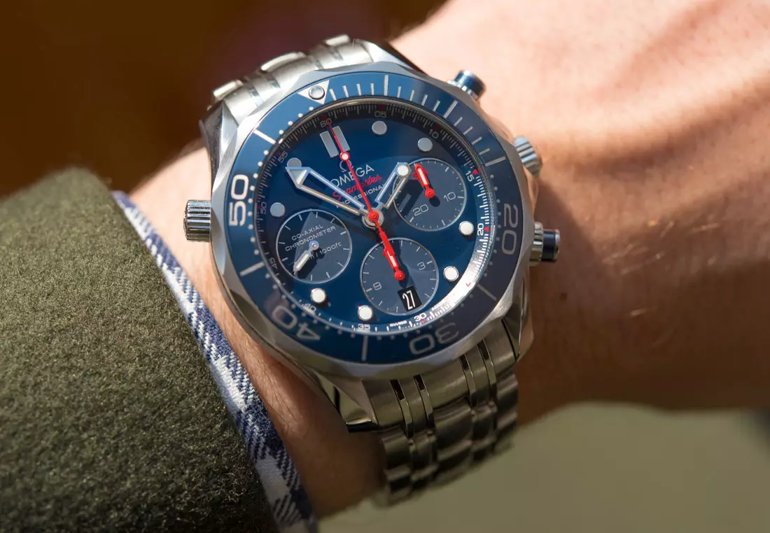 Omega Seamaster 300M Co-Axial Chronograph 41.5mm Watch Review | Sivu 2/3 40576_2