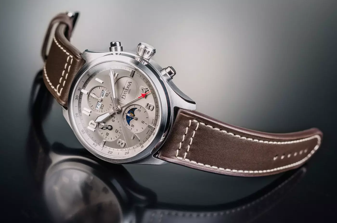 Davosa-Newton-Pilot-Moonphase-Chronograph-Limited-Edition-Watch