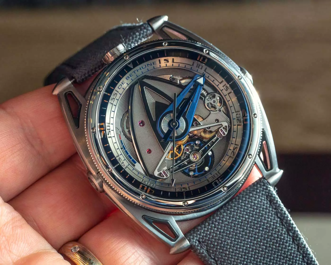 De Bethune DB28 GS Grand Bleu Watch Hands-On 4139_5