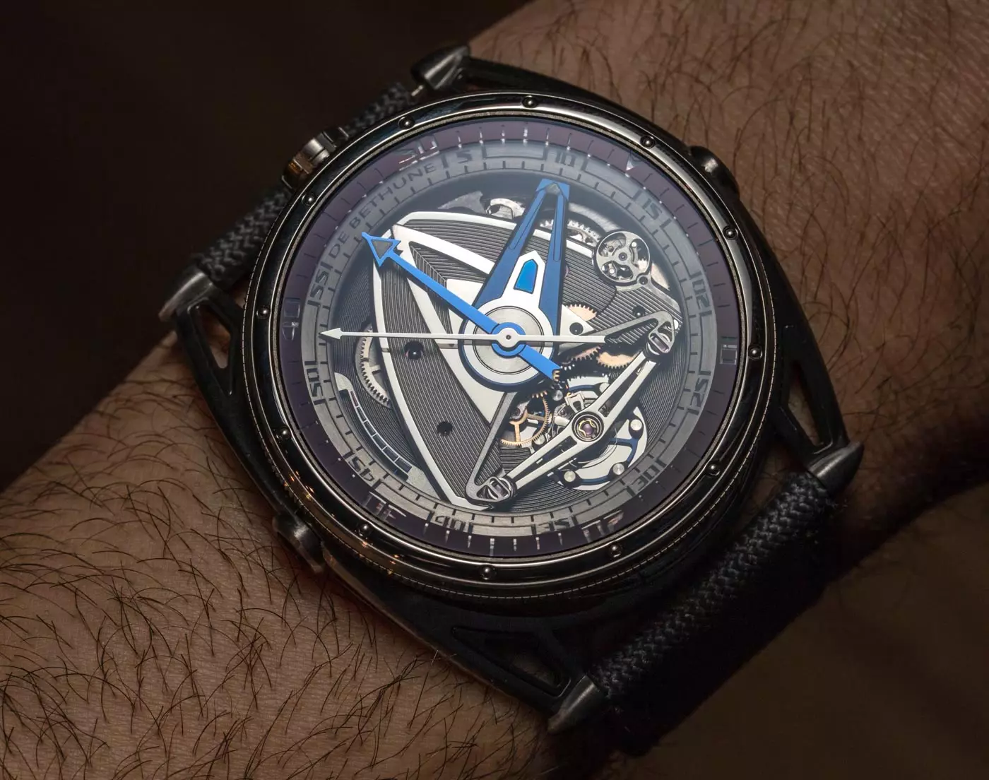 De Bethune DB28 GS Grand Bleu Watch Hands-On 4139_6